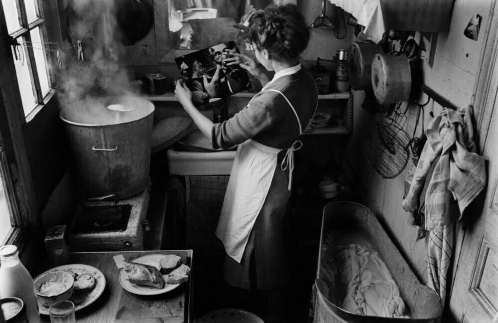 Ата Кандо, Париж (1950–1954), фотограф Эд ван дер Элскен / Фото ...